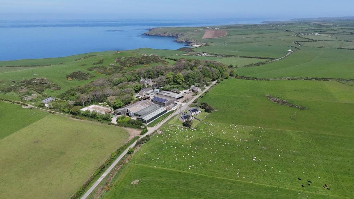 Cottage ∙ 3 Bedrooms ∙ 8 Guests - Aberdaron