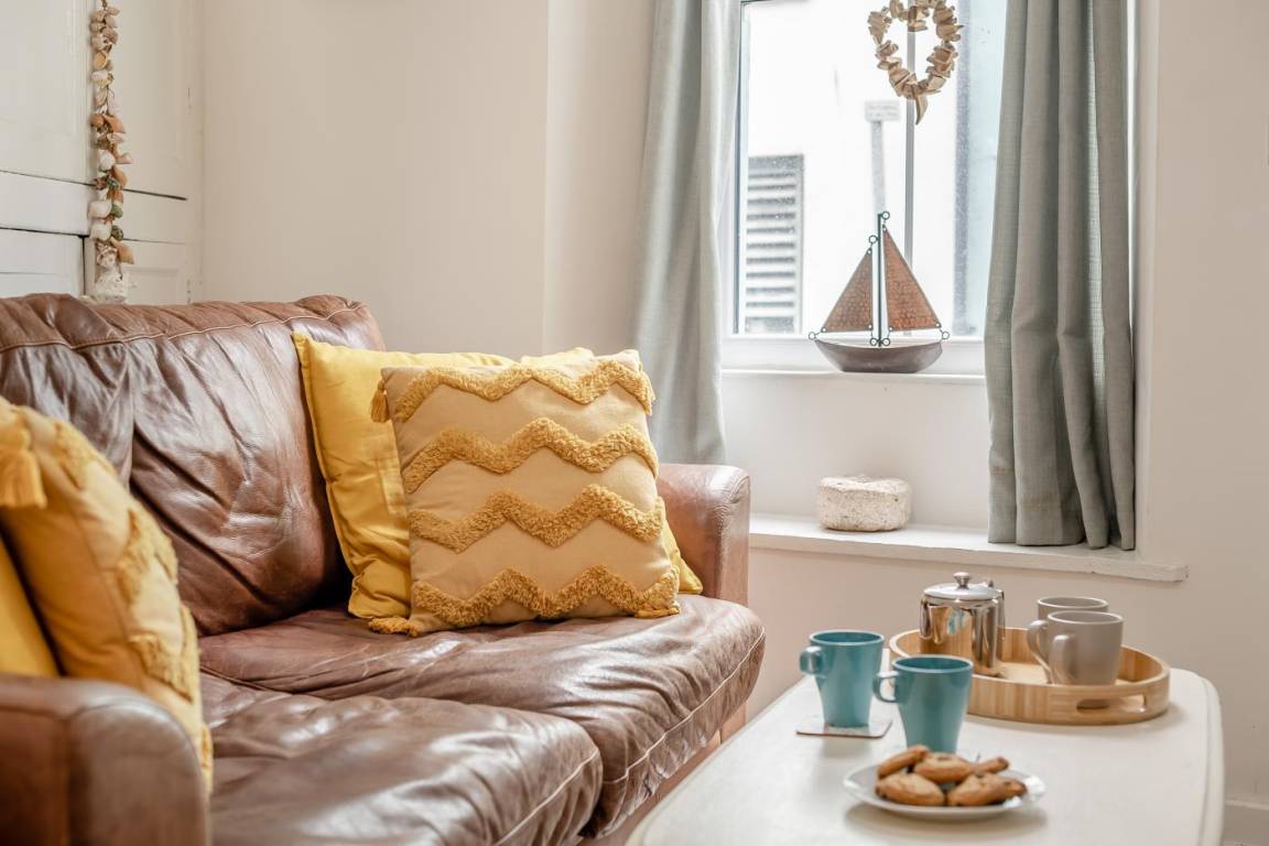 Cottage ∙ 2 Bedrooms ∙ 4 Guests - Brixham