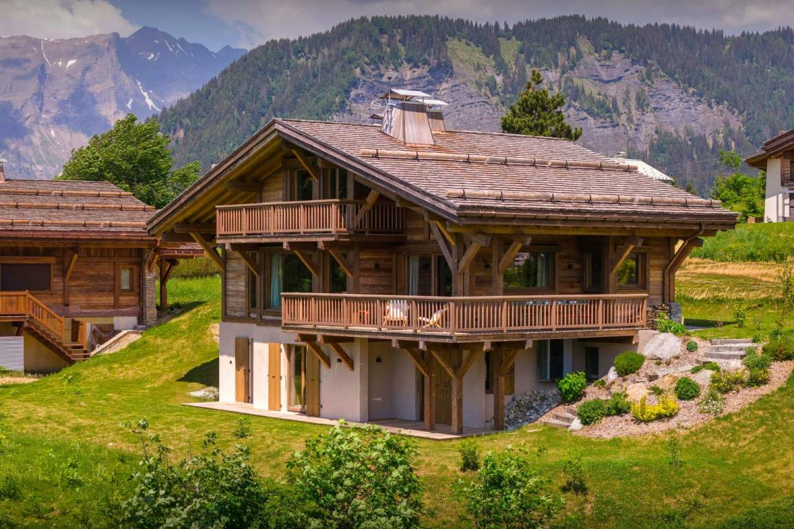 181 M² Chalet ∙ 4 Bedrooms ∙ 8 Guests - Crest-Voland