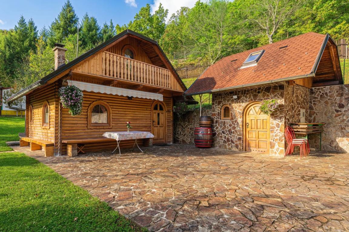 40 M² Chalet ∙ 1 Bedroom ∙ 5 Guests - Slovenia