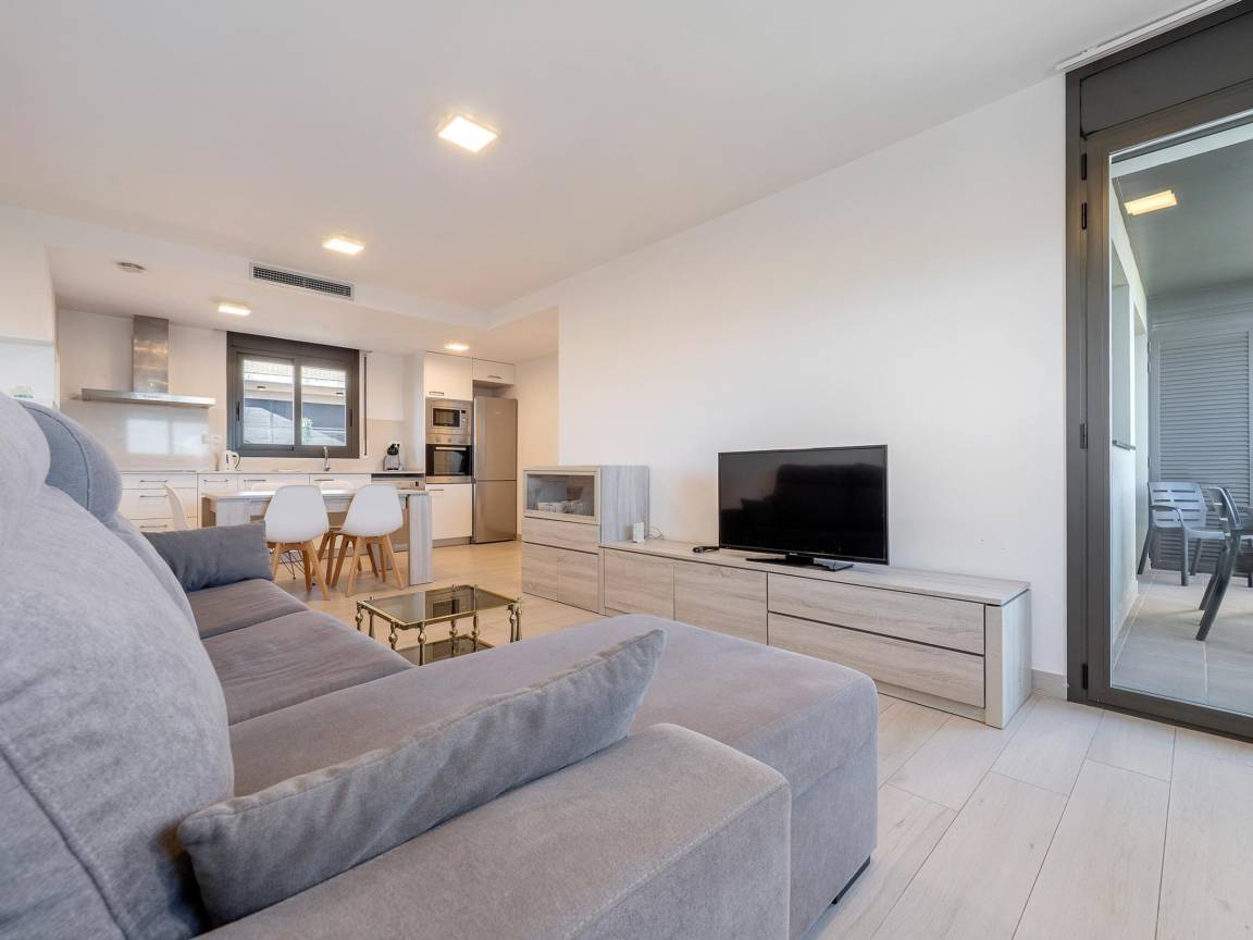 70 M² Apartamento ∙ 2 Quartos ∙ 6 Hóspedes - Altafulla