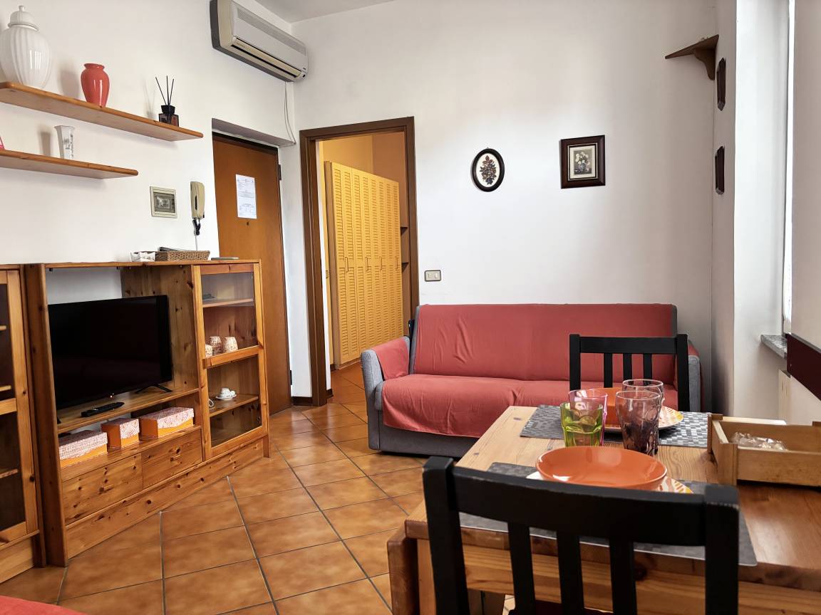 60 M² Apartment ∙ 1 Bedroom ∙ 4 Guests - Cremona