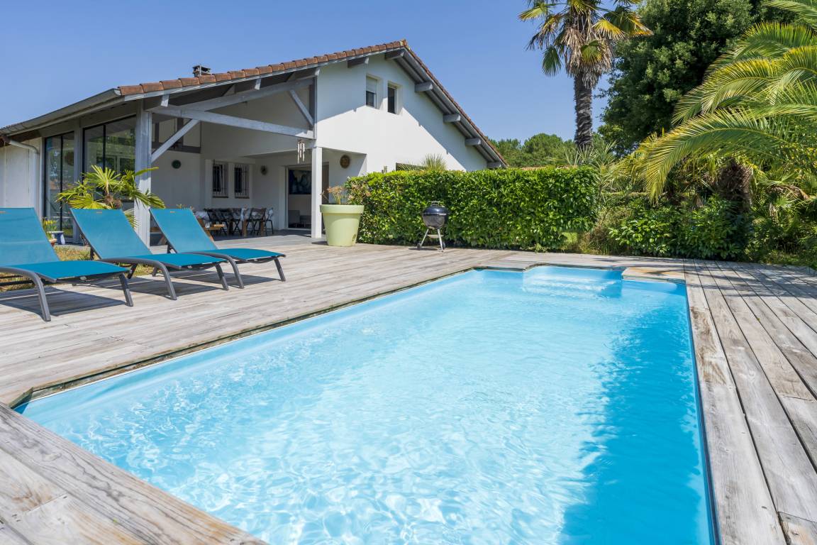 140 M² Villa ∙ 5 Sovrum ∙ 8 Gäster - Tarnos