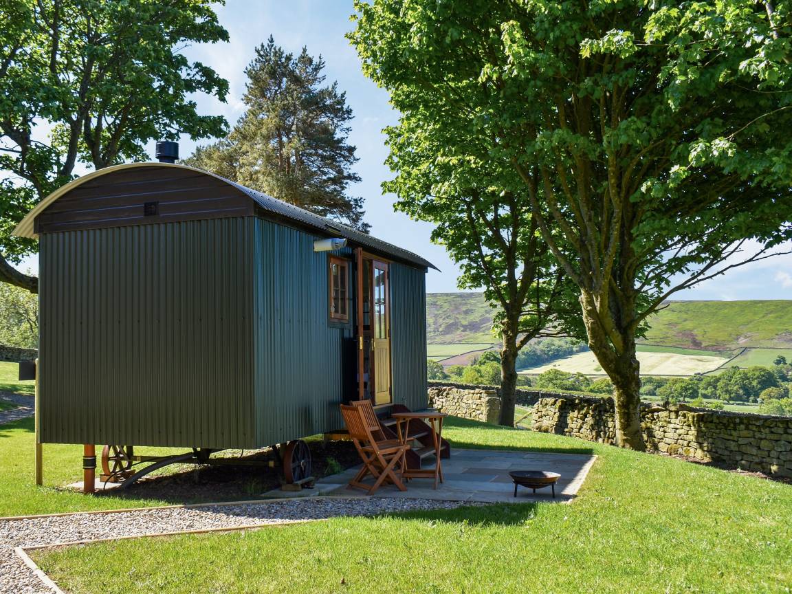 Cottage ∙ 1 Bedroom ∙ 2 Guests - Danby Castle Barn Wedding Venue