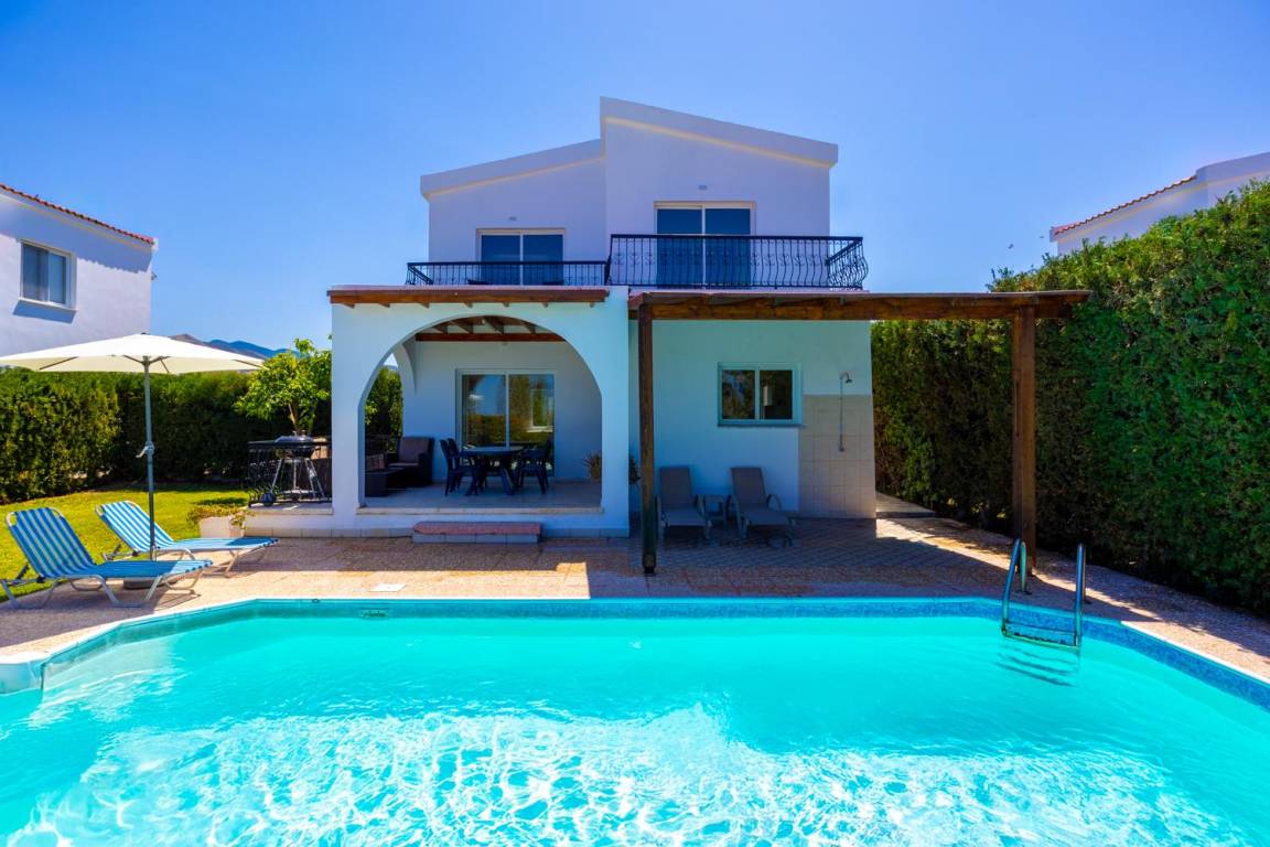 115 M² Villa ∙ 2 Bedrooms ∙ 6 Guests - Argaka