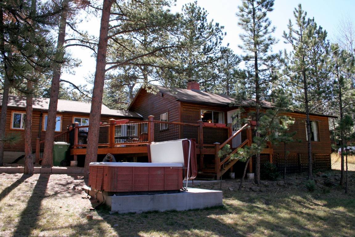 Cabin ∙ 3 Bedrooms ∙ 6 Guests - Bear Lake