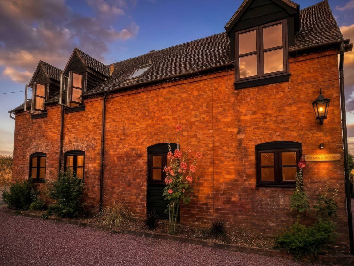 Cottage ∙ 3 Bedrooms ∙ 5 Guests - Stourport-on-Severn