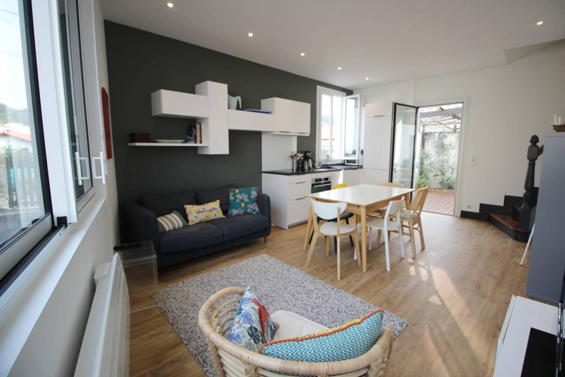 70 M² House ∙ 3 Bedrooms ∙ 6 Guests - Biarritz
