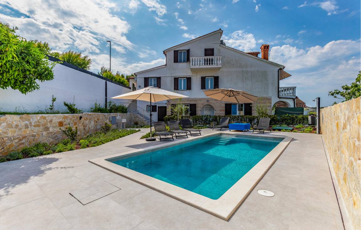 95 M² Appartement ∙ 1 Chambre ∙ 4 Personnes - Medulin