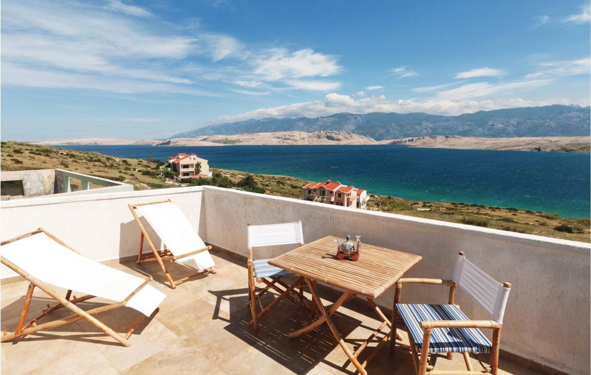 44 M² Apartment ∙ 1 Bedroom ∙ 2 Guests - Karlobag