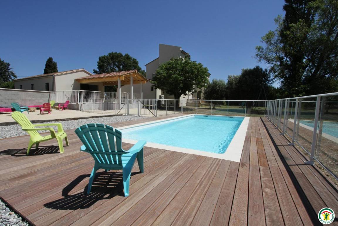 150 M² Gîte ∙ 5 Chambres ∙ 15 Personnes - Montélimar
