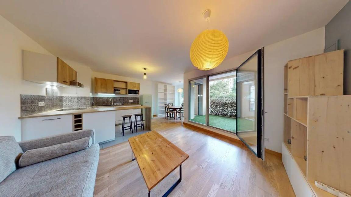 66 M² Appartement ∙ 2 Chambres ∙ 2 Personnes - Lyon
