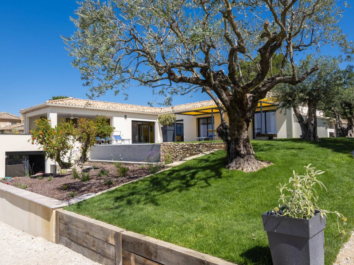 160 M² Ferienhaus ∙ 4 Schlafzimmer ∙ 8 Gäste - Beaumes-de-Venise