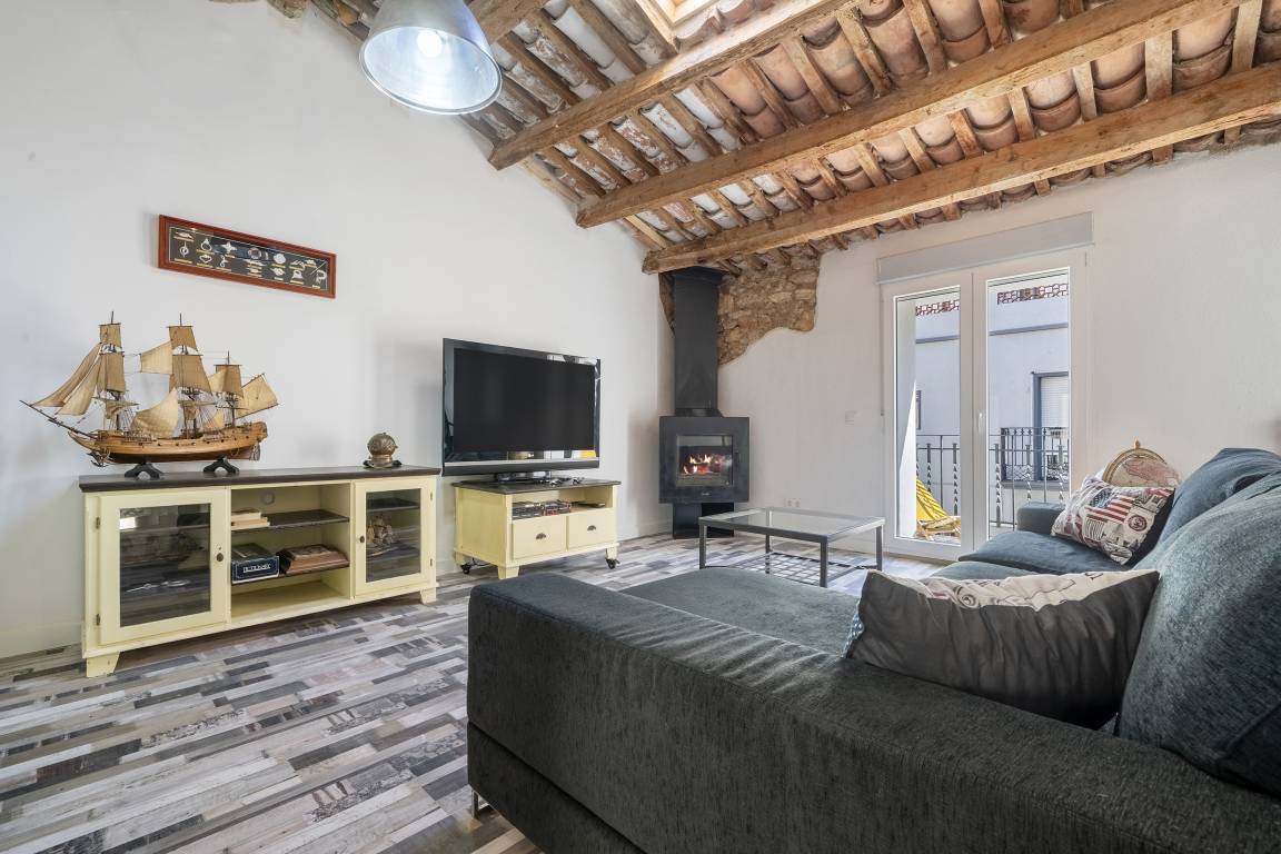 150 M² Casa ∙ 4 Habitaciones ∙ 8 Huéspedes - Sant Jaume d'Enveja