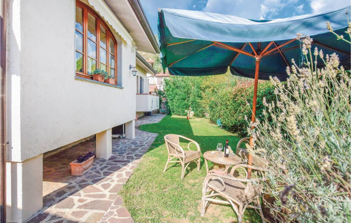 90 M² Ferienhaus ∙ 3 Schlafzimmer ∙ 5 Gäste - Camaiore