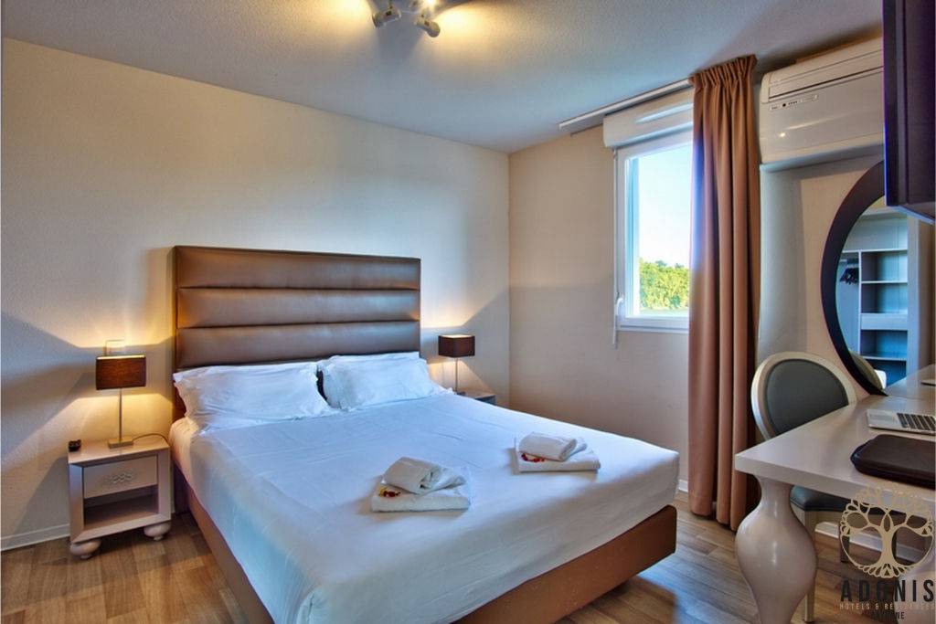 35 M² Hôtel ∙ 1 Chambre ∙ 4 Personnes - Tarnos