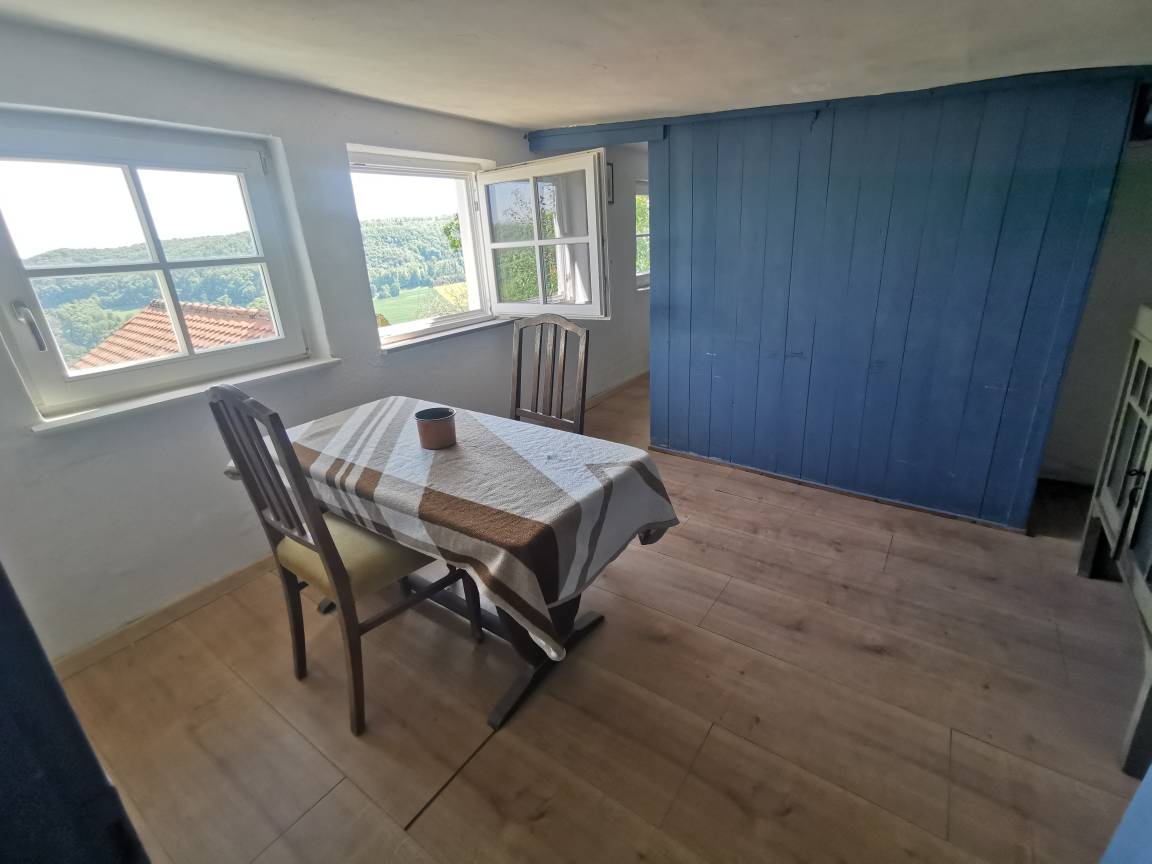 50 M² Ferienwohnung ∙ 1 Schlafzimmer ∙ 3 Gäste - Kirchberg an der Jagst