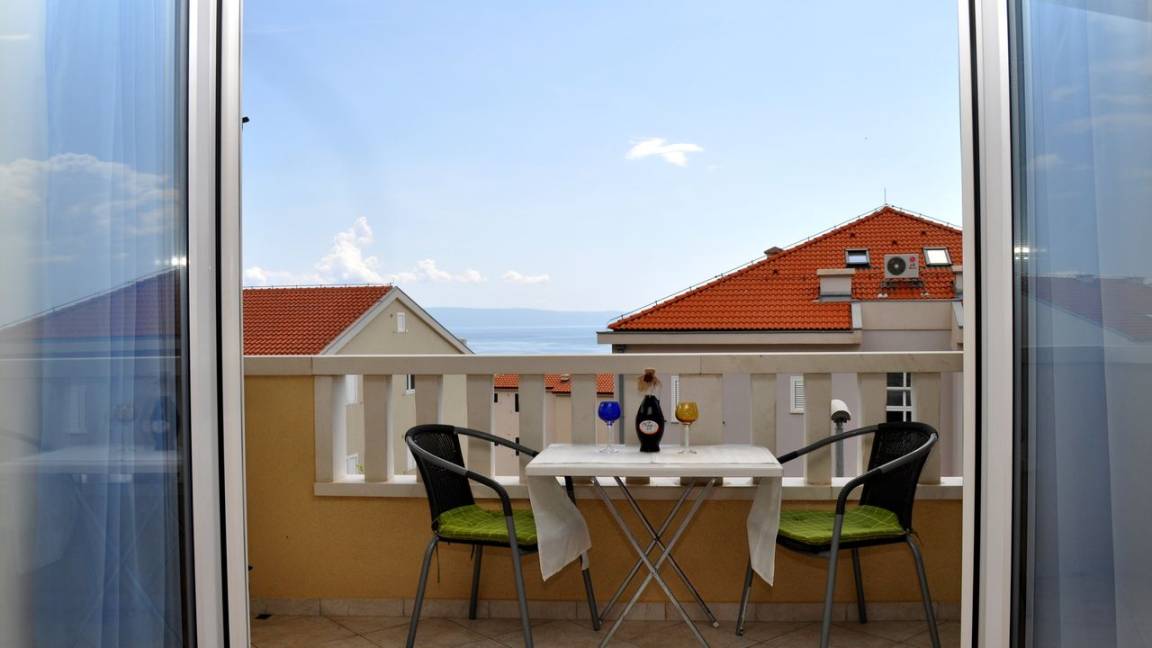 27 M² Hotel ∙ 1 Habitación ∙ 3 Huéspedes - Makarska