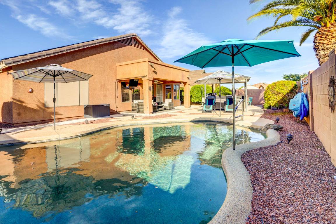 183 M² House ∙ 3 Bedrooms ∙ 6 Guests - Glendale, AZ