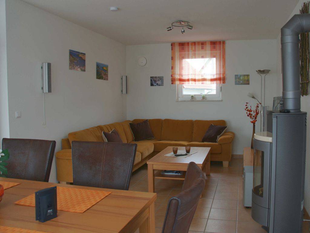 102 M² Ferienhaus ∙ 3 Schlafzimmer ∙ 6 Gäste - Malchow