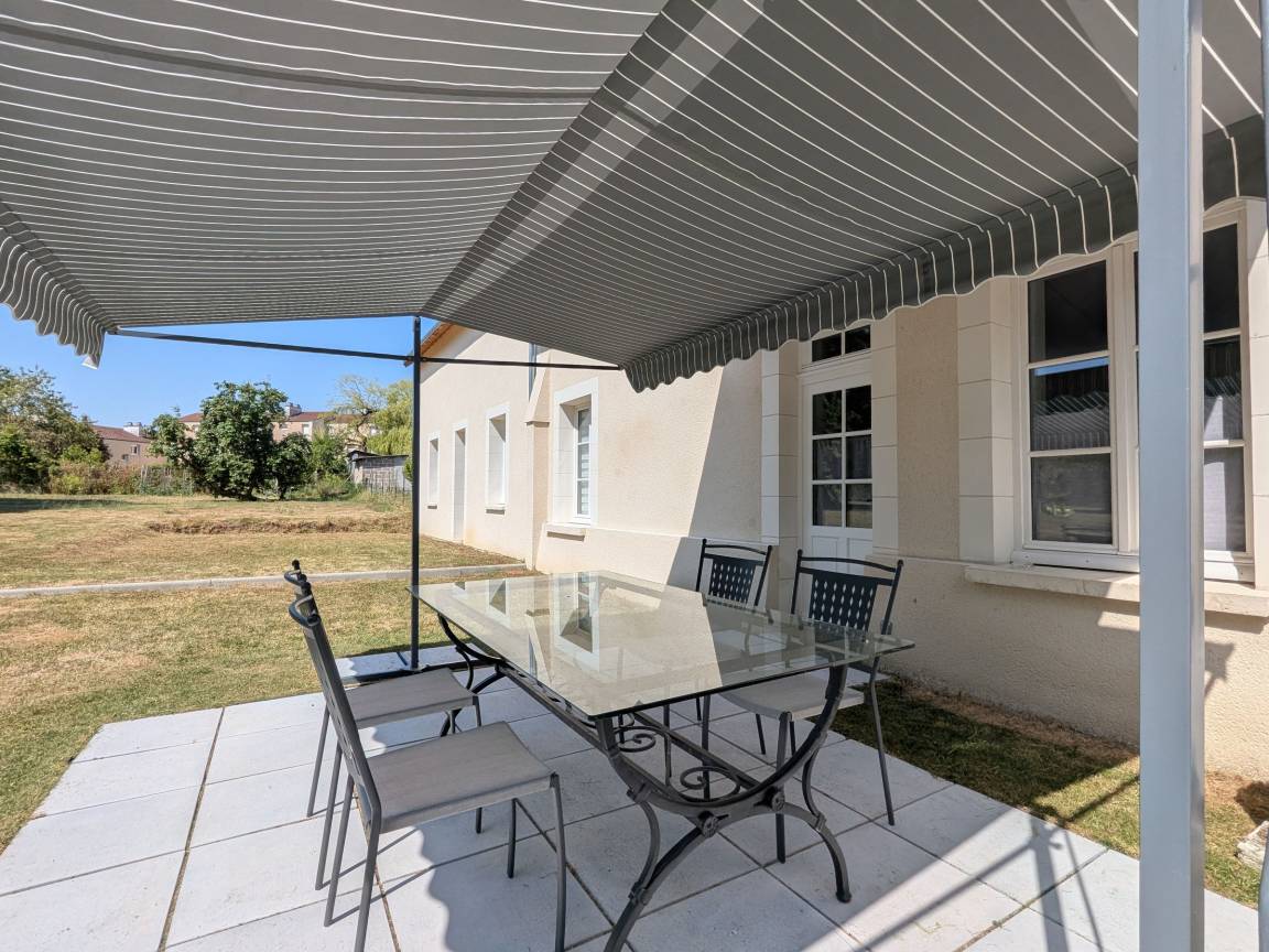 52 M² Cottage ∙ 2 Bedrooms ∙ 5 Guests - Loire Valley