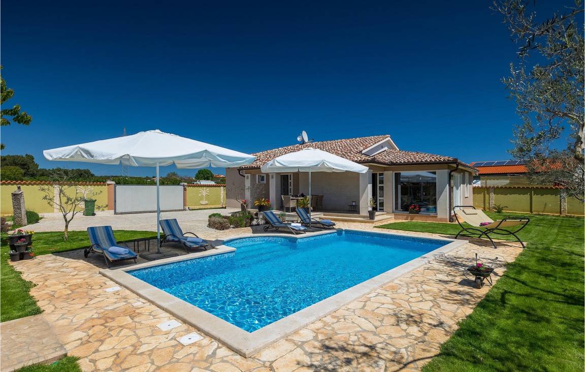 200 M² Ferienhaus ∙ 4 Schlafzimmer ∙ 9 Gäste - Pješčana Uvala