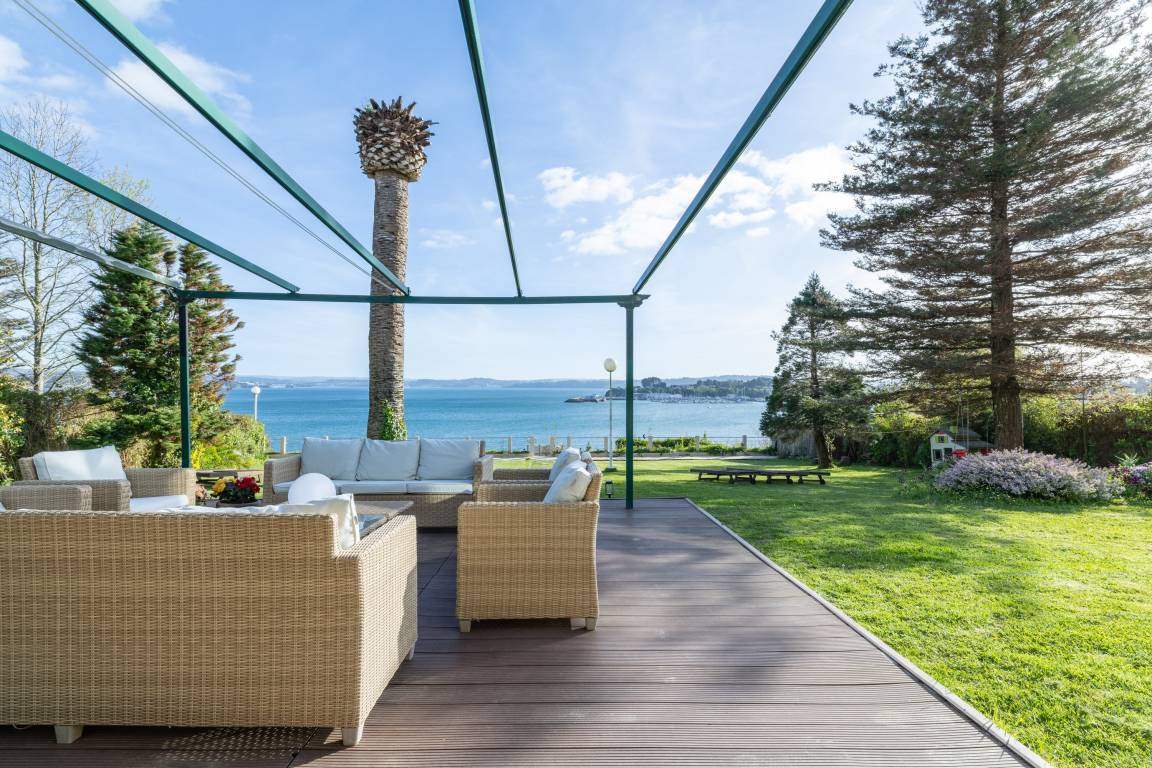 400 M² Villa ∙ 6 Slaapkamers ∙ 17 Gasten - Sada
