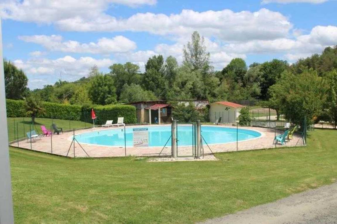 24 M² Camping ∙ 2 Chambres ∙ 4 Personnes - Haute-Garonne