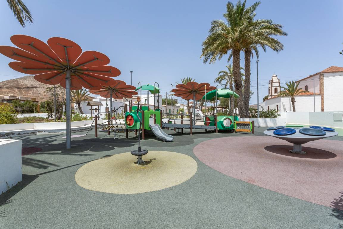 400 M² Casa ∙ 5 Habitaciones ∙ 11 Huéspedes - Puerto del Rosario