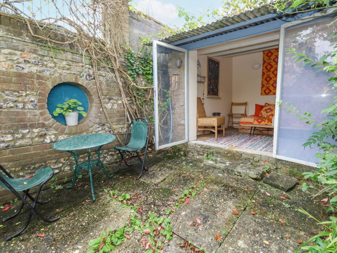 Cottage ∙ 2 Bedrooms ∙ 4 Guests - Dorchester