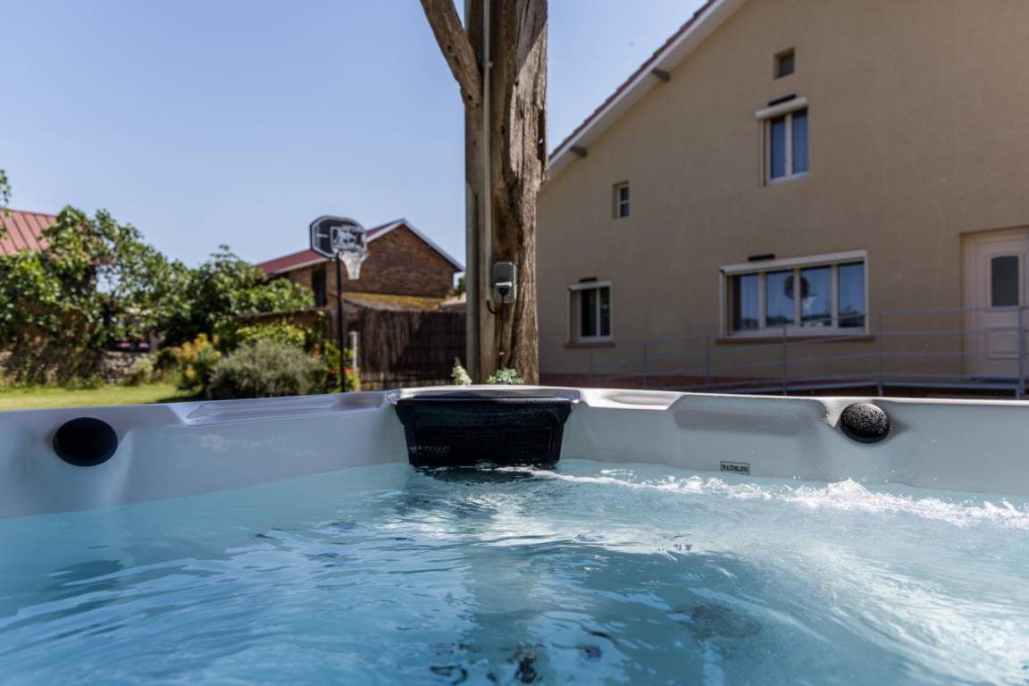 142 M² Gîte ∙ 2 Chambres ∙ 5 Personnes - Eugénie-les-Bains