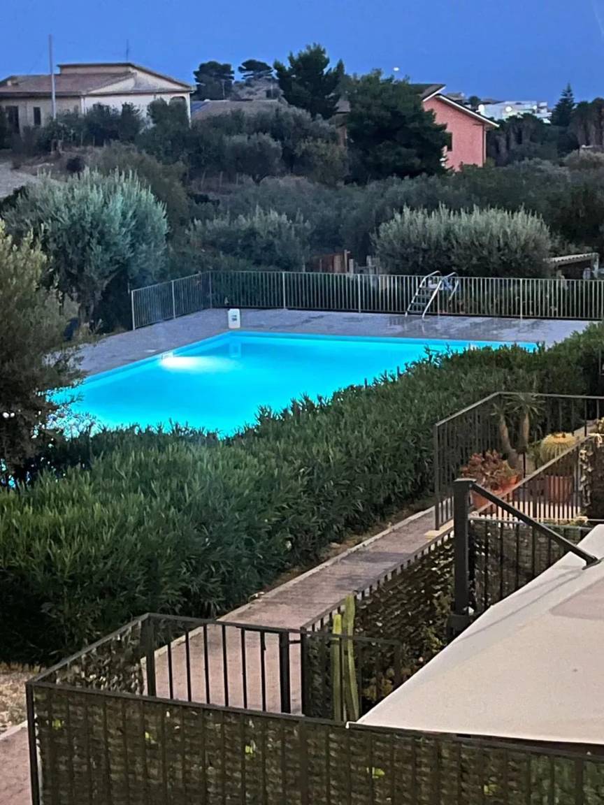 53 M² Apartamento ∙ 1 Habitación ∙ 5 Huéspedes - Realmonte