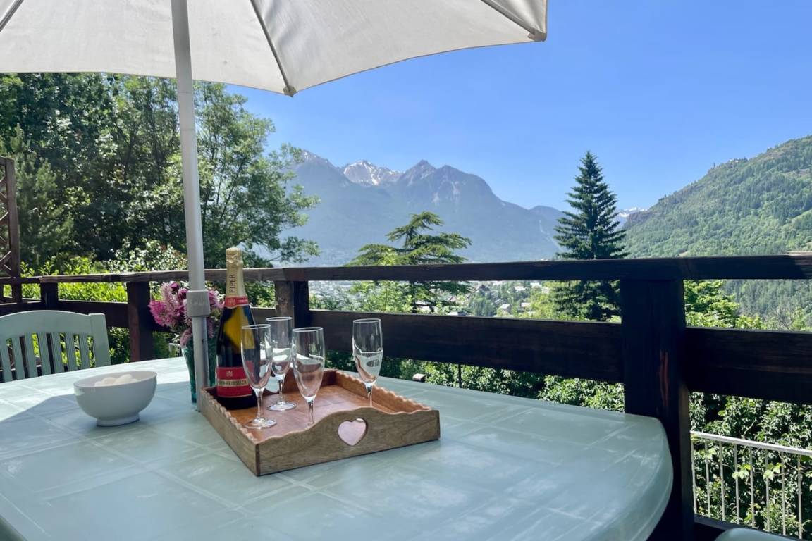 40 M² Appartement ∙ 1 Slaapkamer ∙ 4 Gasten - Briançon