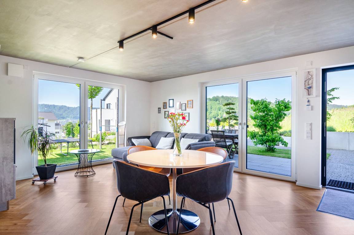 50 M² Ferienwohnung ∙ 1 Schlafzimmer ∙ 2 Gäste - Bodensee