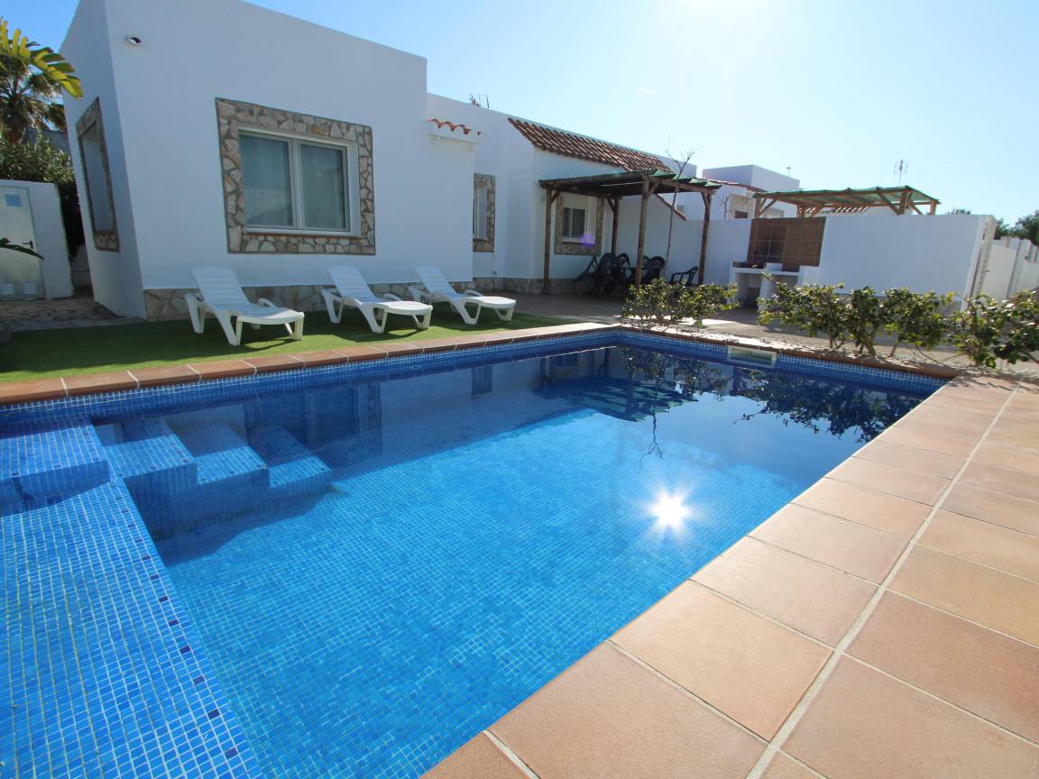 70 M² Casa ∙ 3 Habitaciones ∙ 6 Huéspedes - Riumar