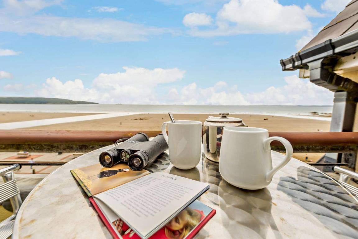 Apartment ∙ 2 Bedrooms ∙ 4 Guests - Haverfordwest