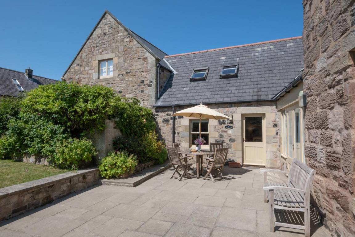 Cottage ∙ 3 Bedrooms ∙ 6 Guests - Craster