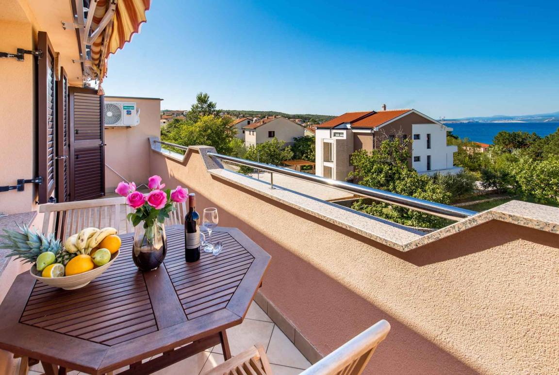 45 M² Apartment ∙ 2 Bedrooms ∙ 5 Guests - Crikvenica
