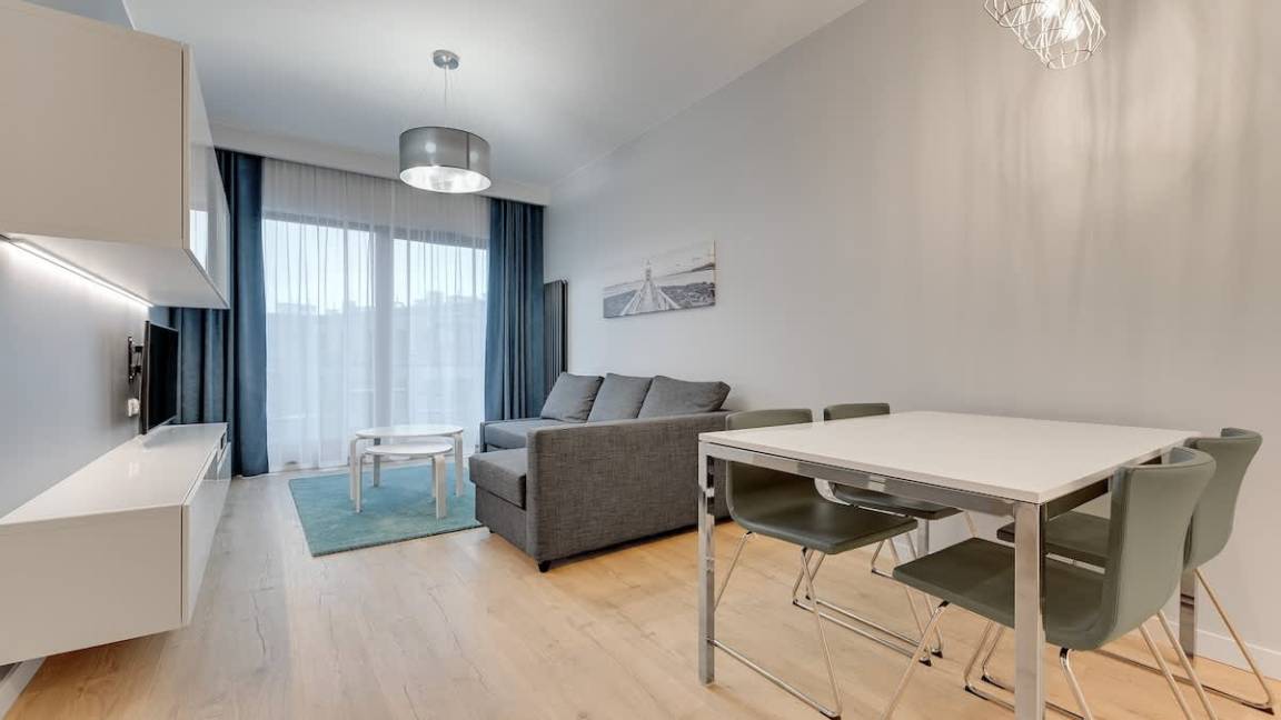 63 M² Apartment ∙ 2 Bedrooms ∙ 6 Guests - Gdańsk