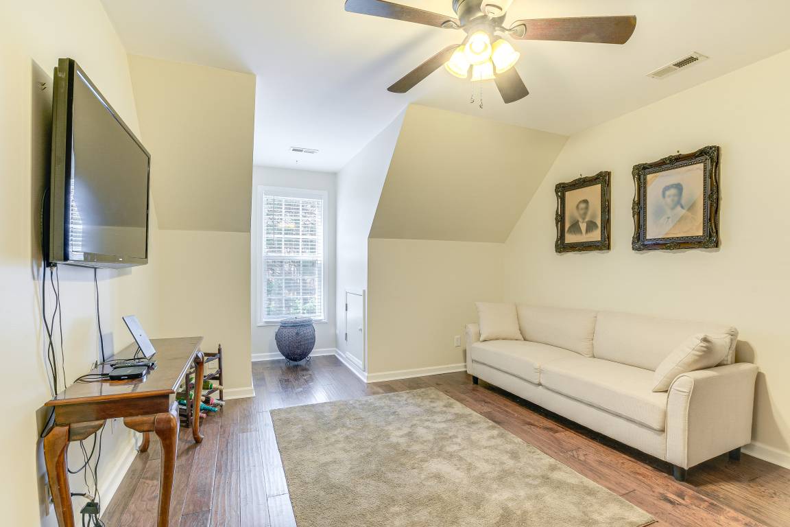 139 M² Apartment ∙ 1 Bedroom ∙ 2 Guests - Wake Forest, NC