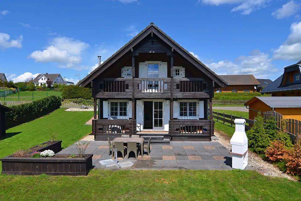 130 M² Ferienhaus ∙ 3 Schlafzimmer ∙ 6 Gäste - Medebach