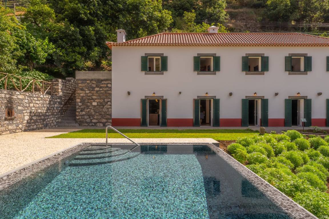 30 M² Gastenkamer ∙ 1 Slaapkamer ∙ 2 Gasten - Madeira