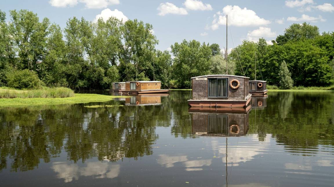 Péniche ∙ 1 Chambre ∙ 5 Personnes - Digoin