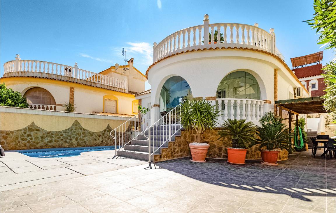 190 M² Casa ∙ 3 Habitaciones ∙ 6 Huéspedes - Santa Pola