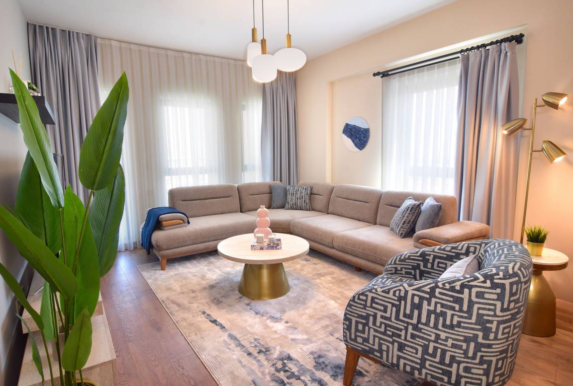 120 M² Apartment ∙ 3 Bedrooms ∙ 9 Guests - Bağcılar