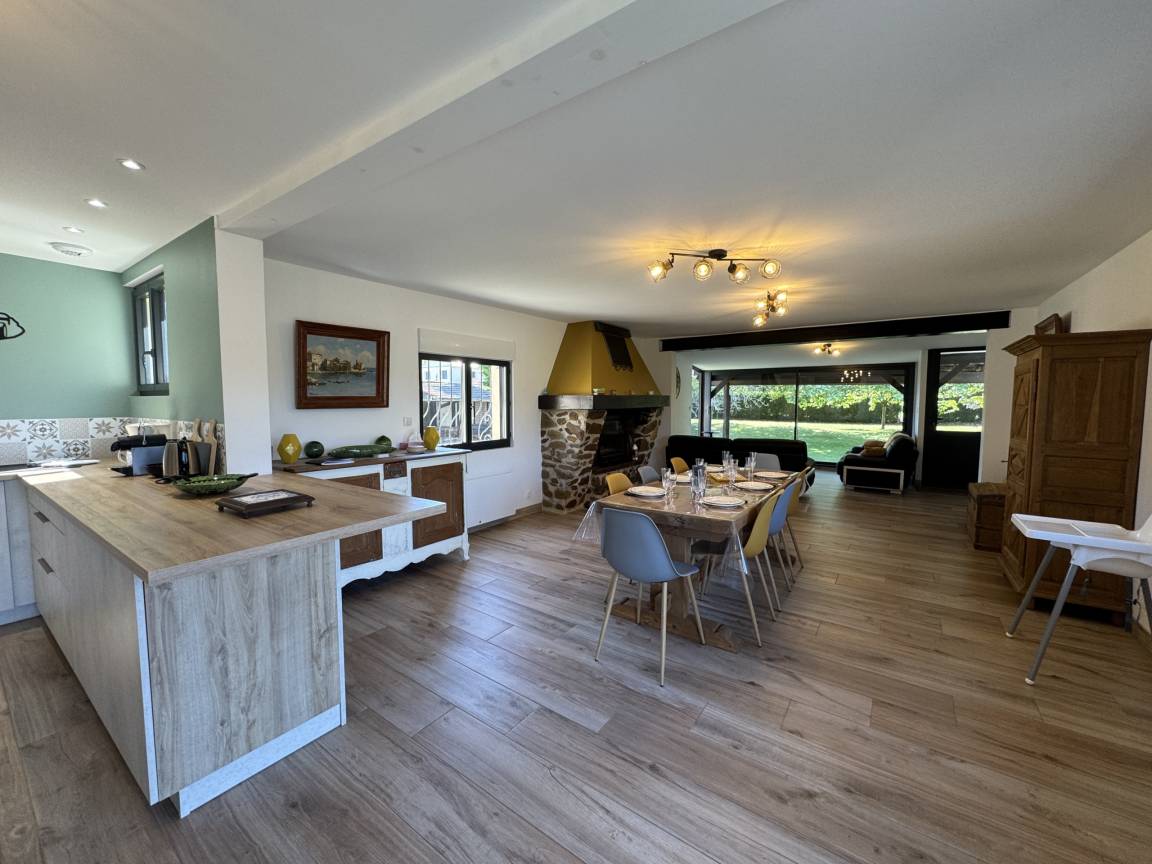 116 M² Maison De Vacances ∙ 3 Chambres ∙ 8 Personnes - Le Mans