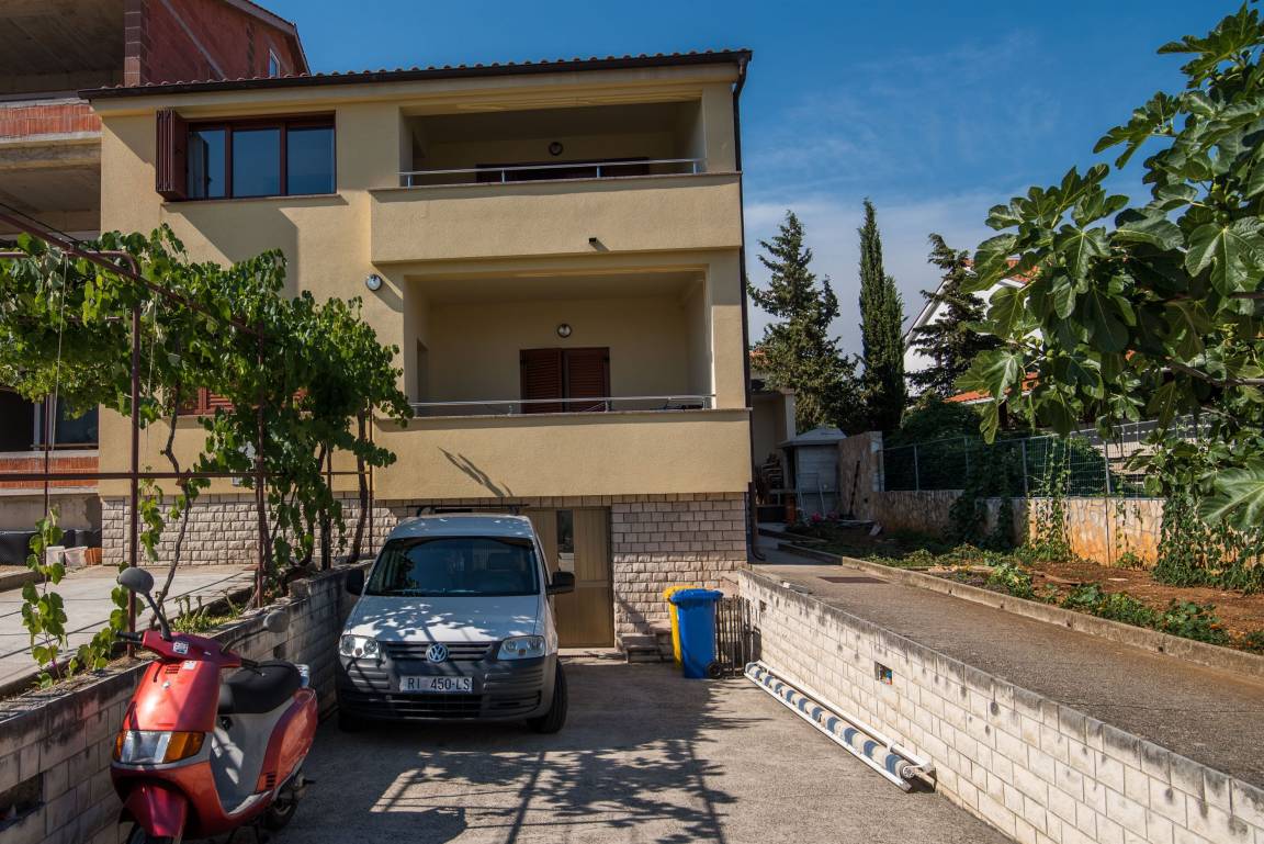 85 M² Apartment ∙ 2 Bedrooms ∙ 4 Guests - Punat