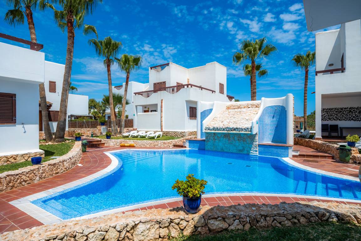 130 M² Villa ∙ 5 Bedrooms ∙ 6 Guests - Cala d'Or