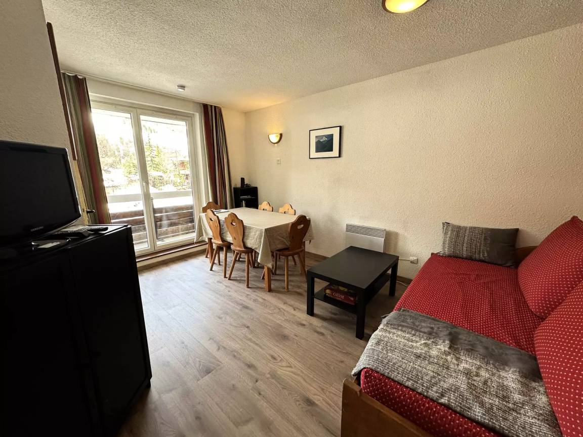 30 M² Apartment ∙ 2 Bedrooms ∙ 5 Guests - Vars