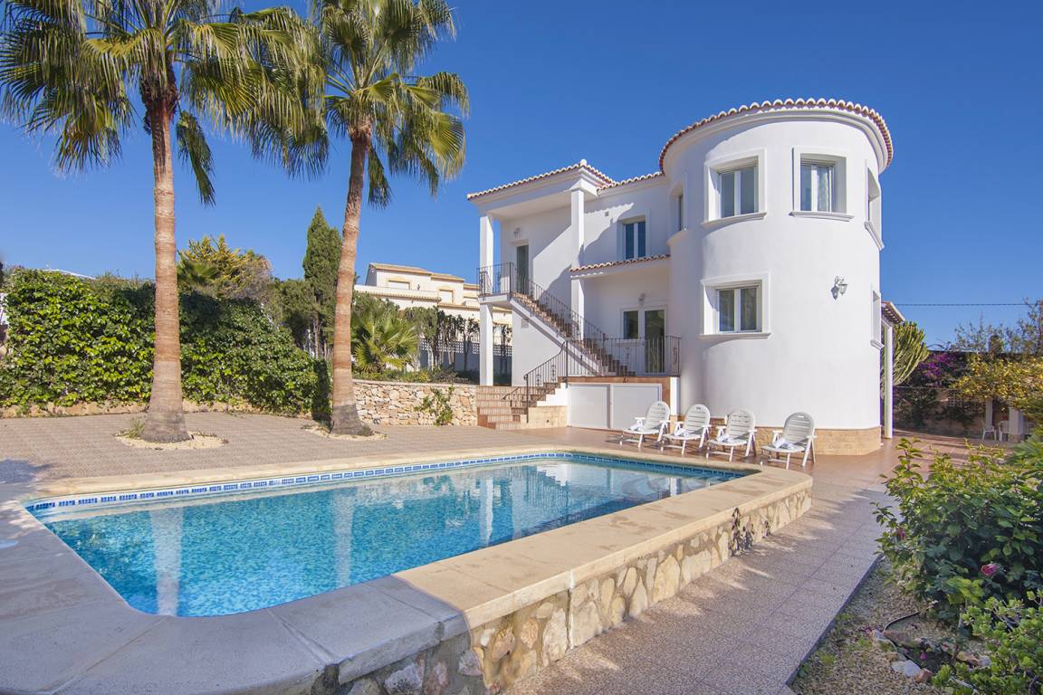 132 M² Villa ∙ 3 Habitaciones ∙ 8 Huéspedes - Calpe